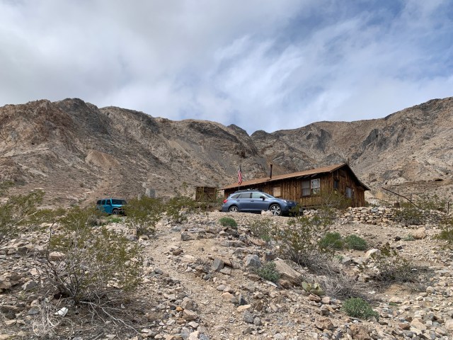 Ooohh! A Semi-Secret Death Valley Cabin! | AlphaRoaming